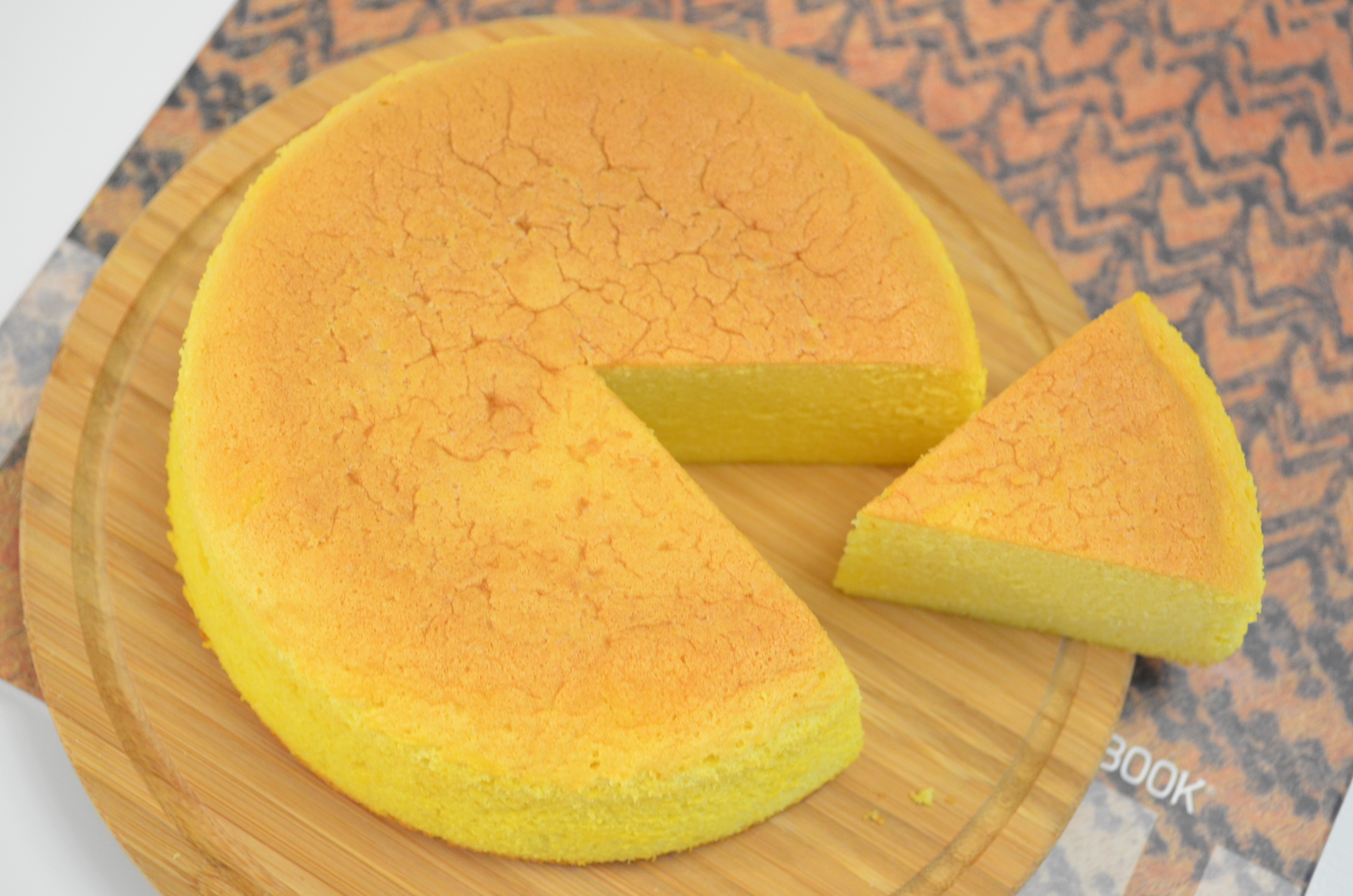 Small Batch Vanilla Ogura Cake