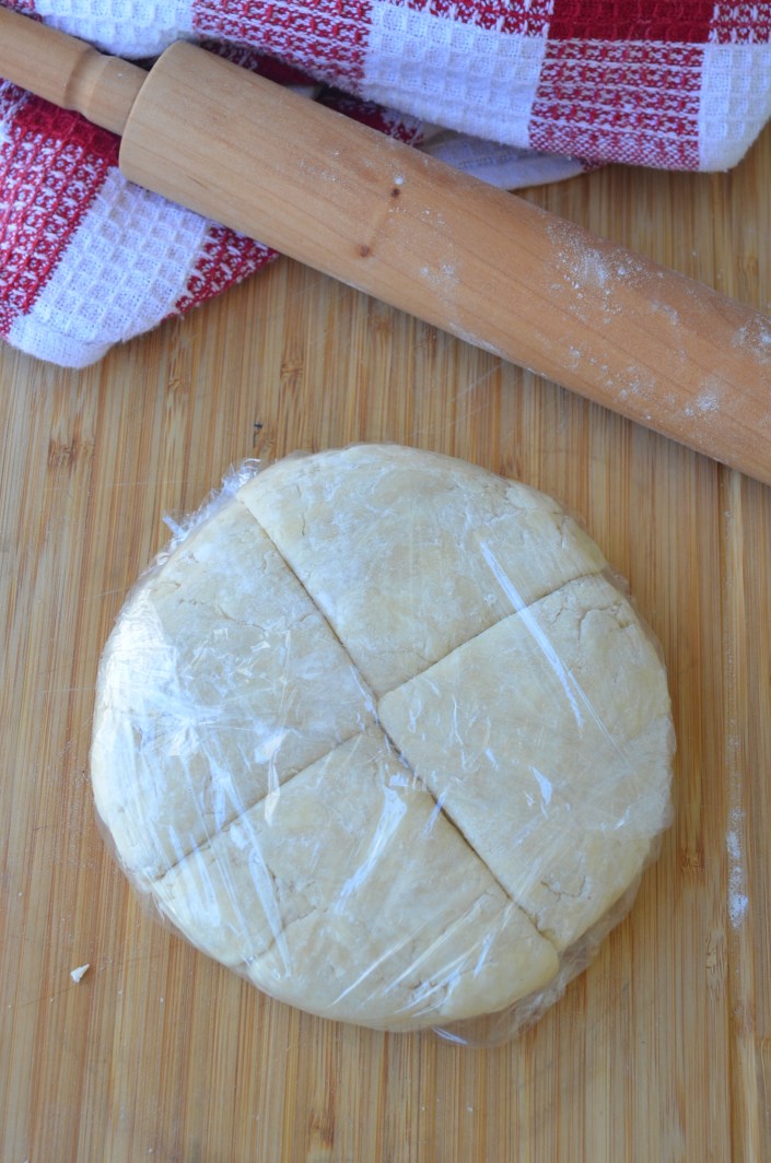 [VIDEO] 5 Ingredients Small Batch Puff Pastry, Simplified Version!