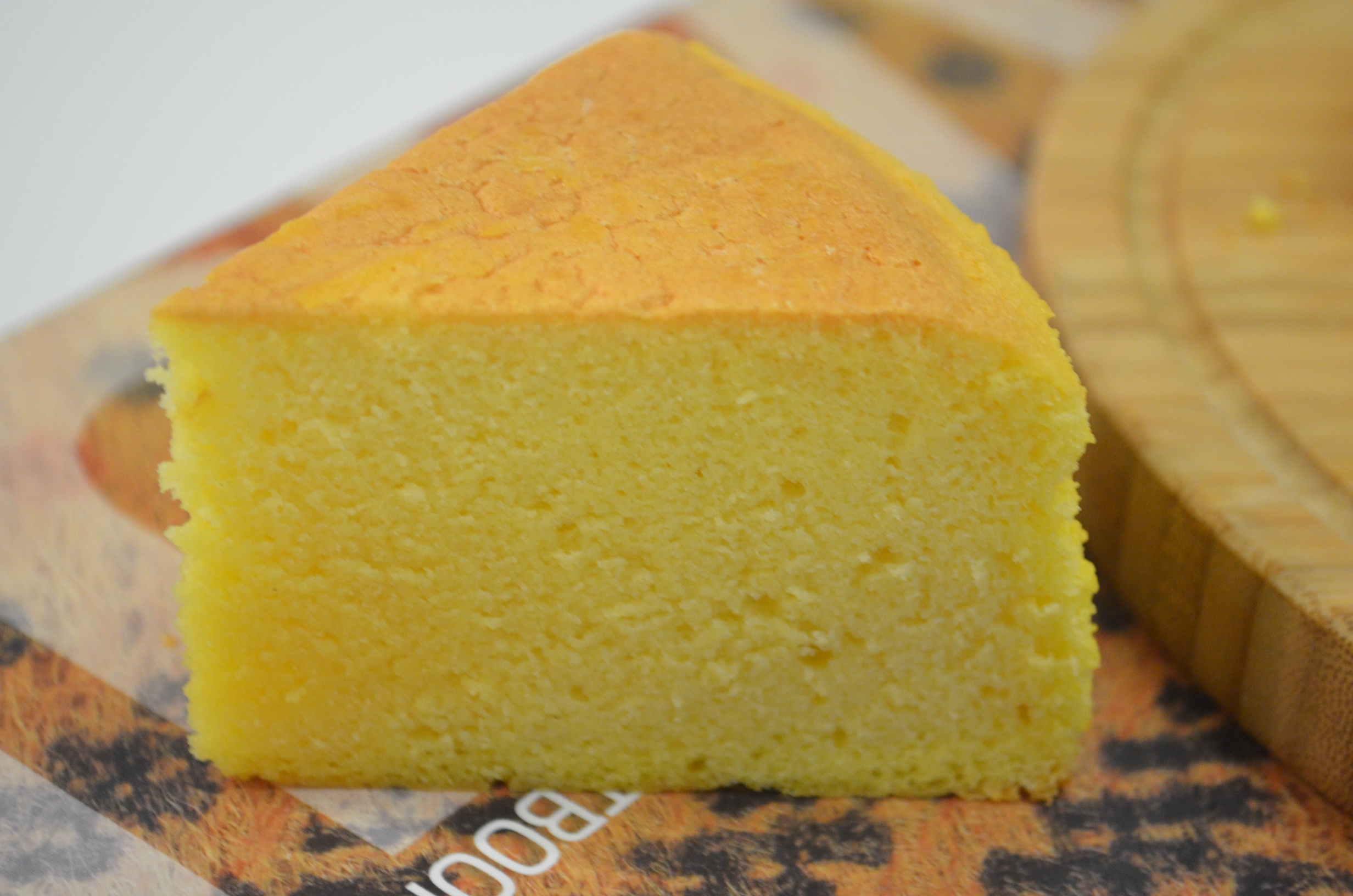 Small Batch Vanilla Ogura Cake