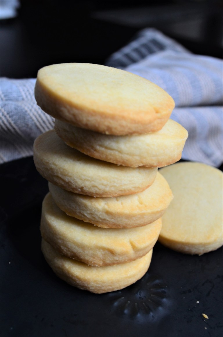 [VIDEO] Small Batch Ultimate Shortbread Cookie Recipe: Simple & Buttery