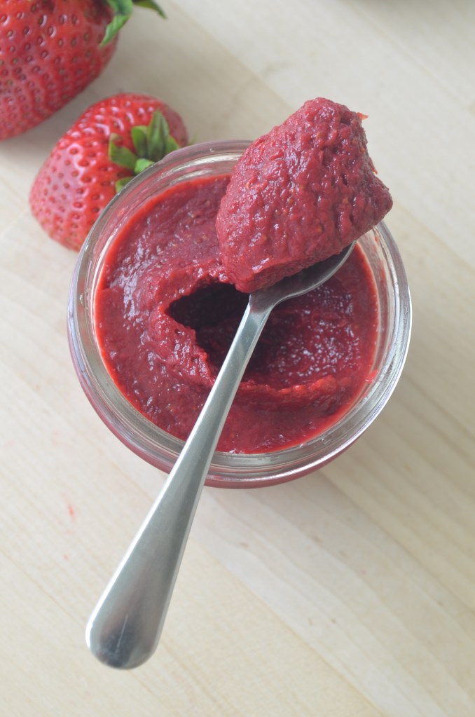 [VIDEO] The Easiest 1 Ingredient Strawberry Paste for Frosting, Cake & Smoothie (Goodbye ...