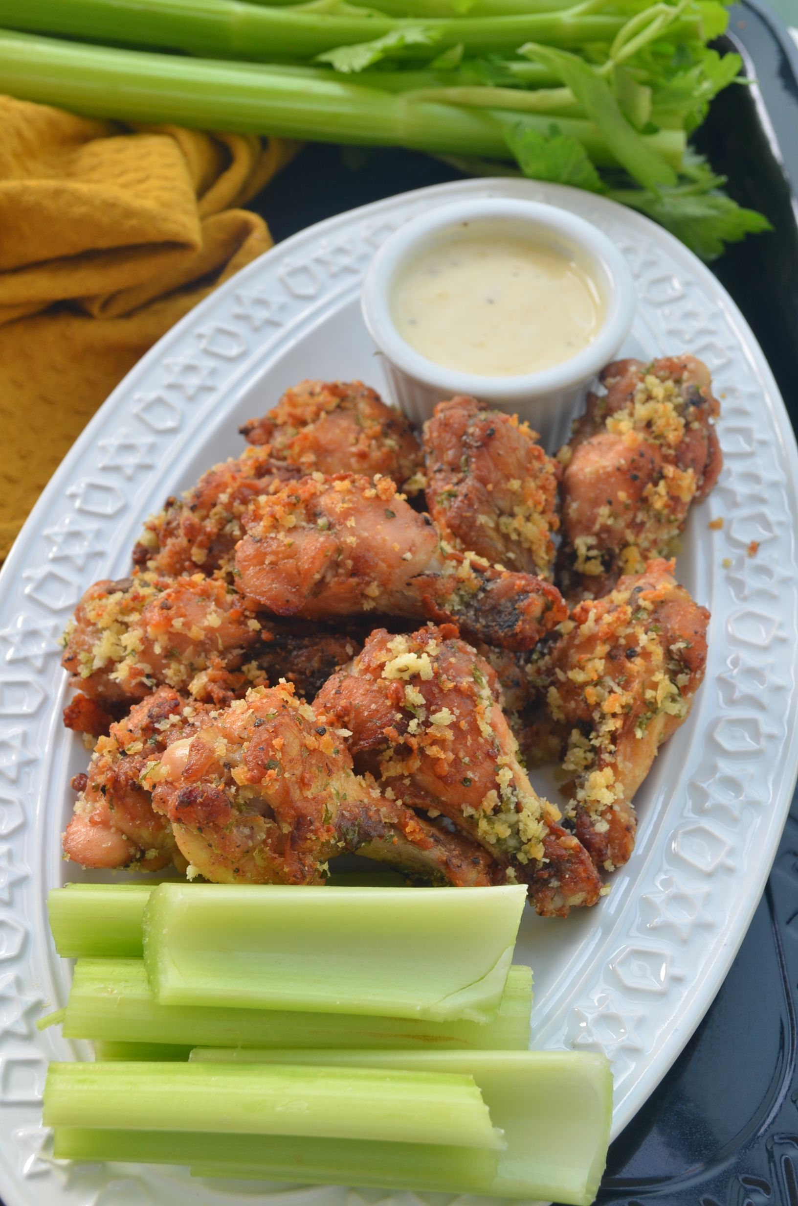 garlic-chicken-wings-by-sweetnspicylving