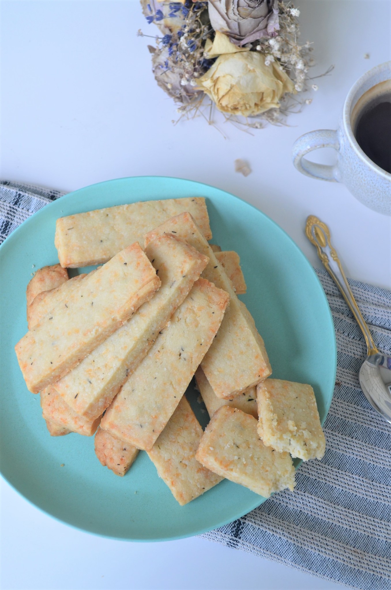 [VIDEO] Small Batch Parmesan & Thyme Shortbread Cookie