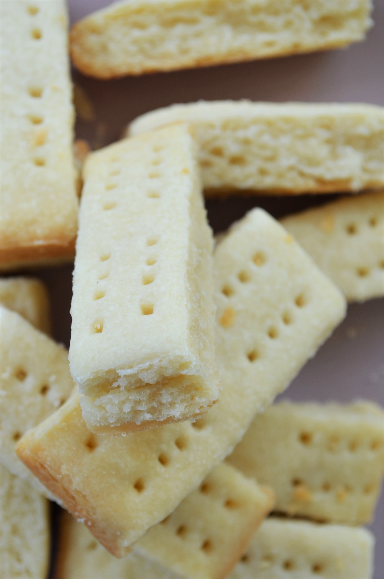 [VIDEO] The Easier Way to Make Shortbread Cookie (Small Batch)