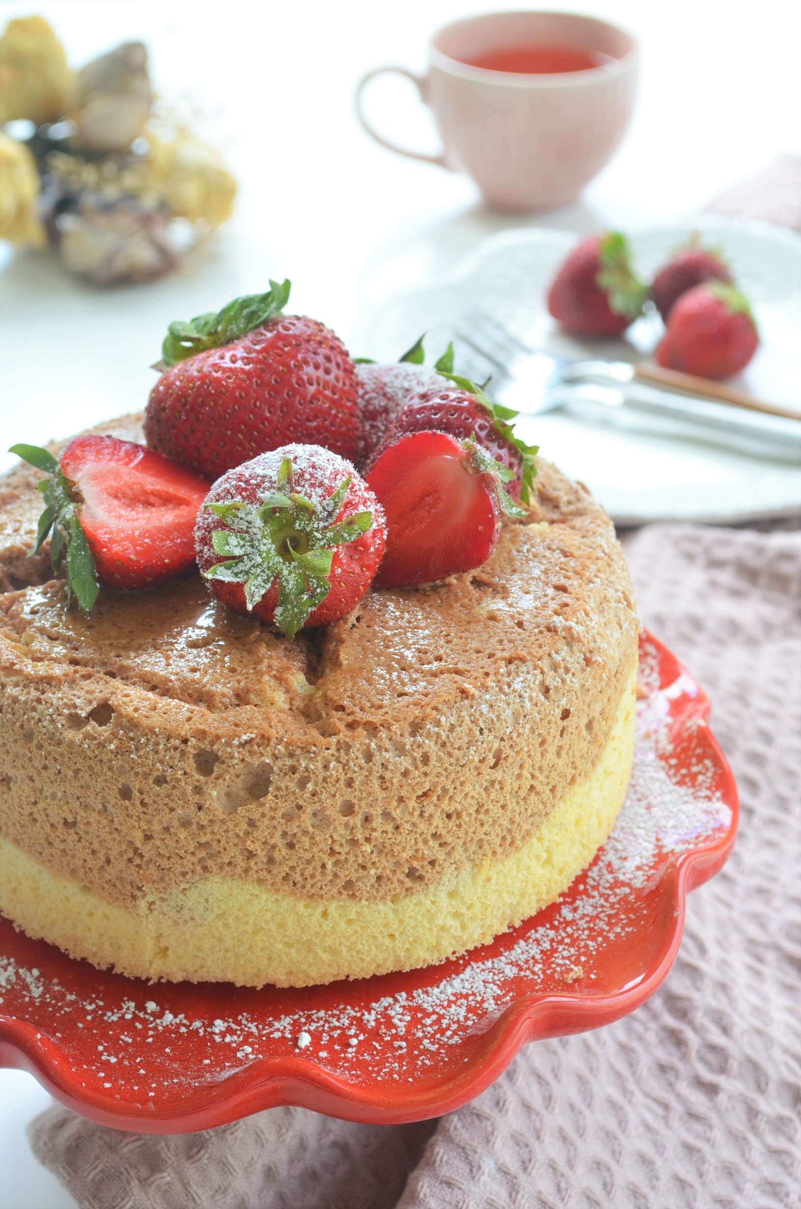 [VIDEO] Vanilla-Chocolate Chiffon Cake