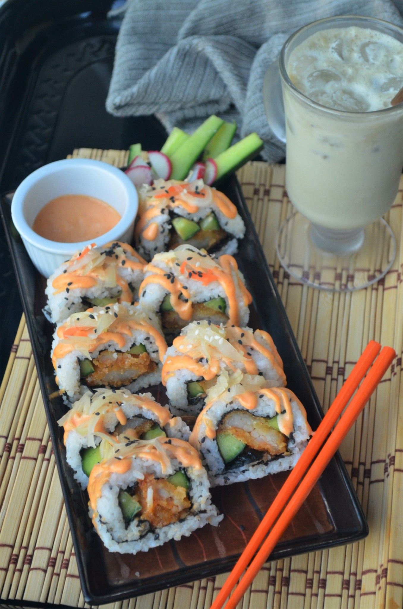 [VIDEO] Shrimp Tempura Roll (Dynamite Roll)