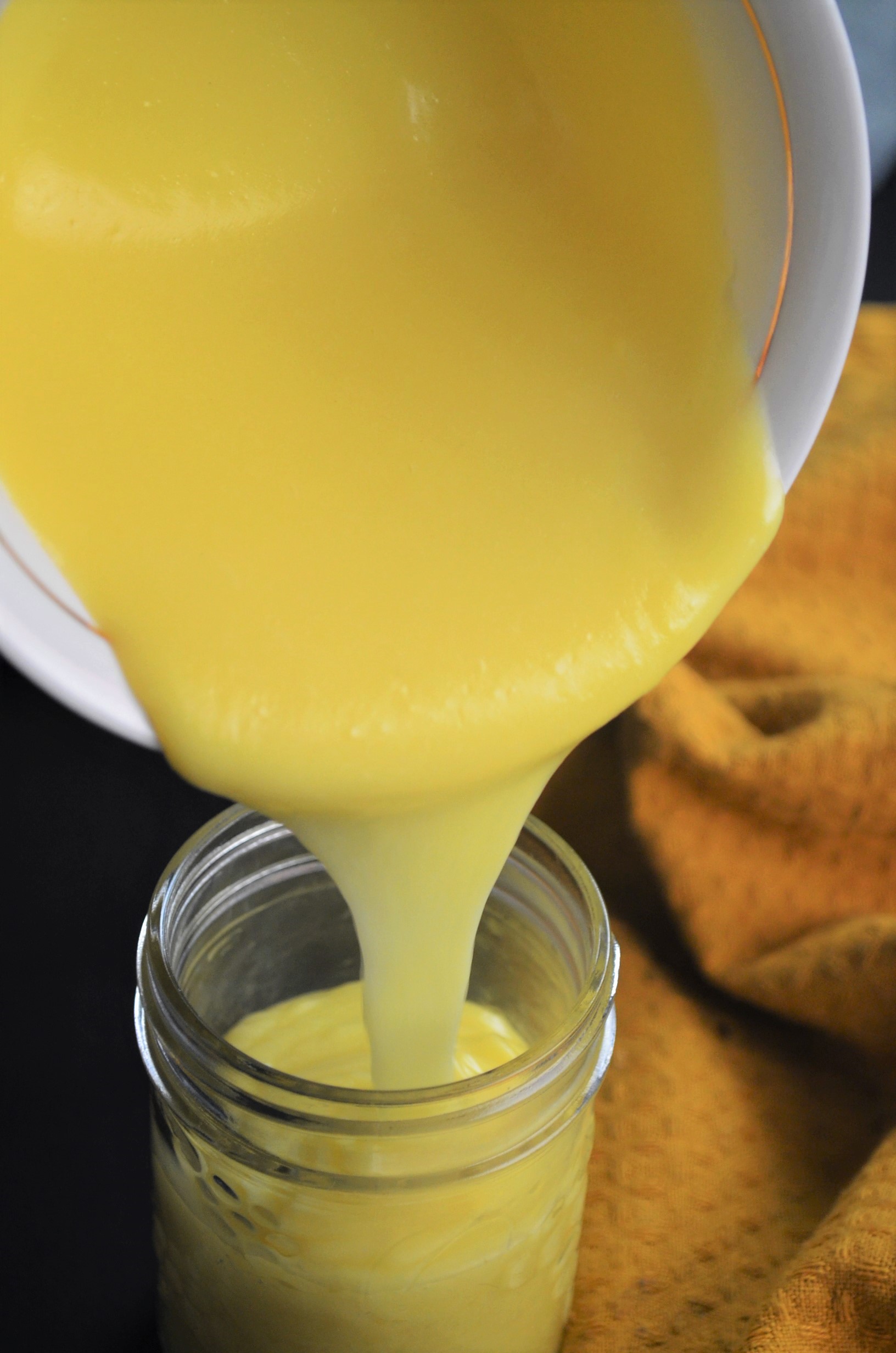 small-batch-pastry-cream-by-sweetnspicyliving