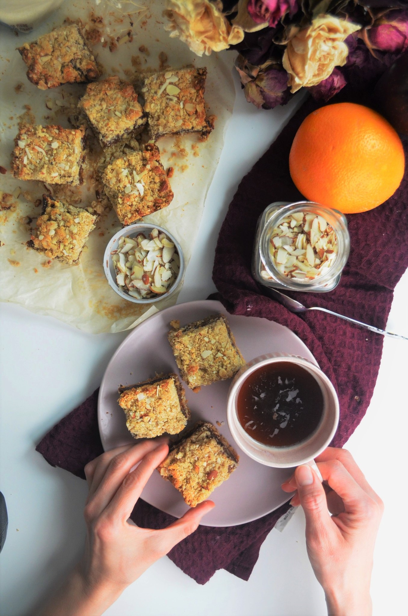 Gluten Free & Vegan Almonds Dates & Oats Bar