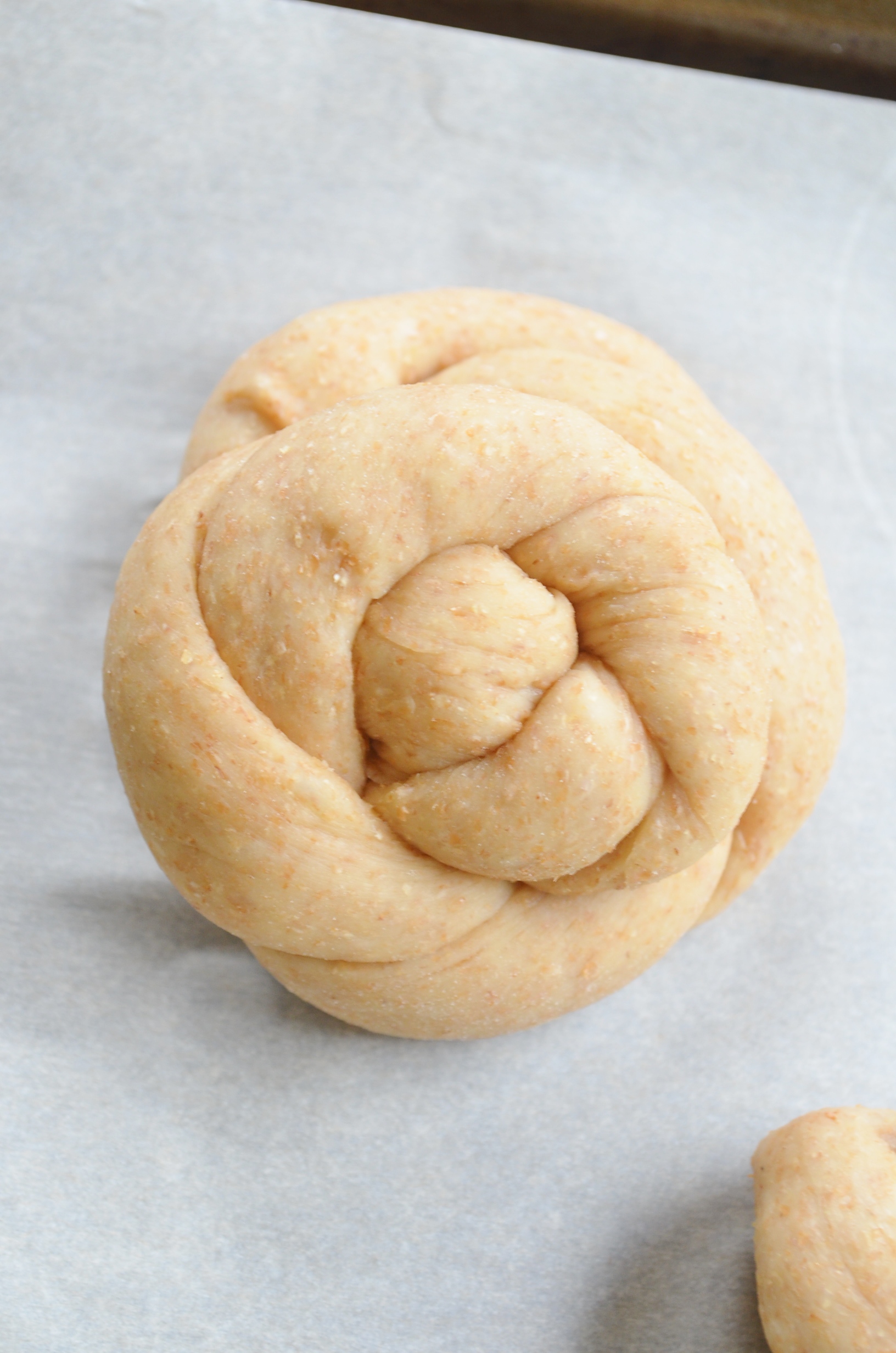 6 Easy Ways to Shape Bread Rolls